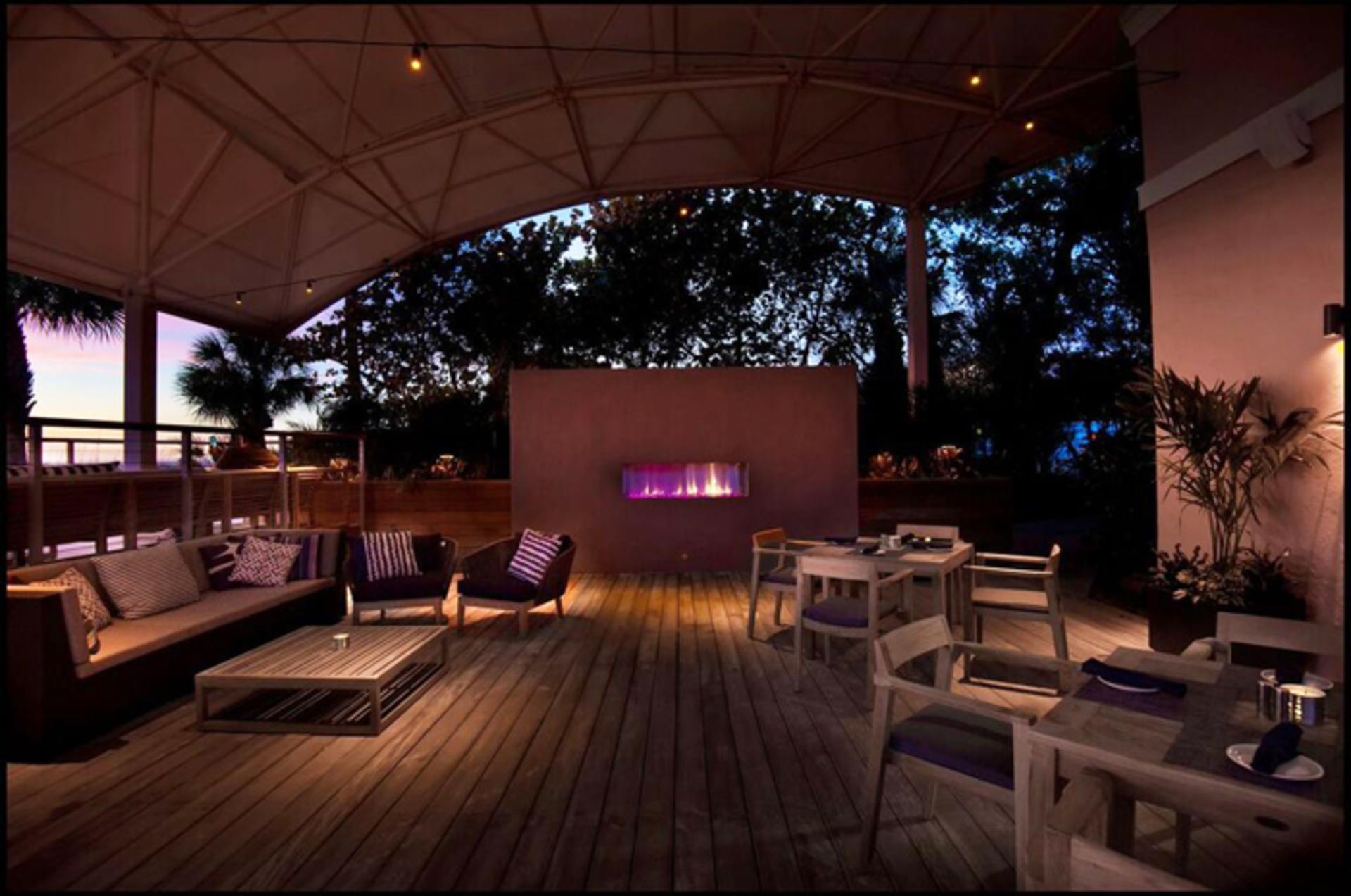 New Pink Palace bar opens with cocktails, coastal bites | Tampa ...