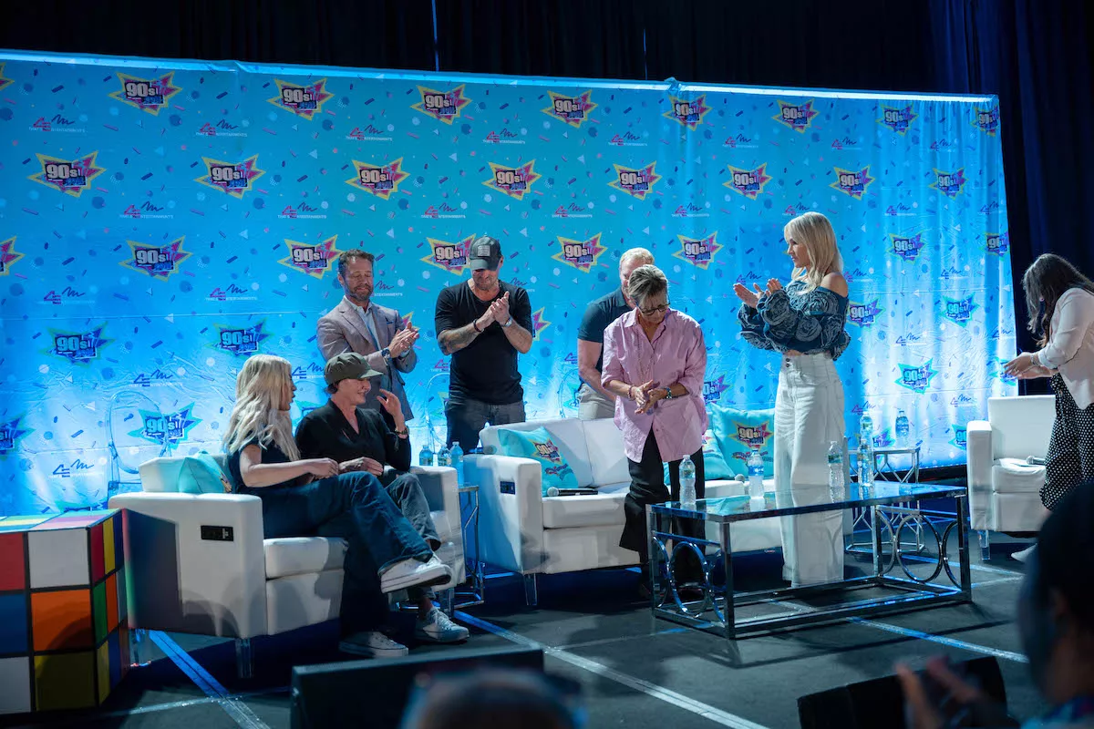 Photos: '90s Con brought funky fashion and celebs to Tampa Convention ...